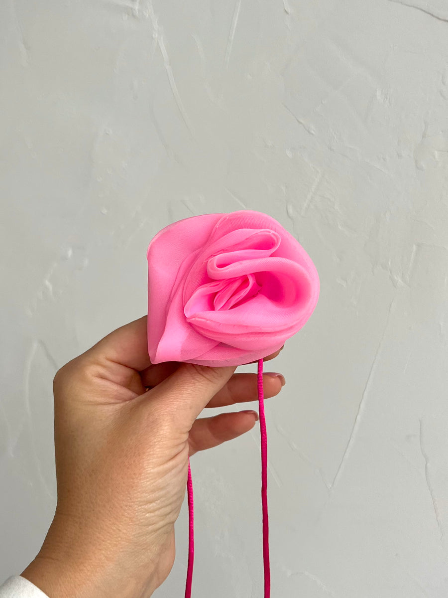 2in1 mini gėlė sagė / kaklo aksesuaras "Hot Pink" – Mari made